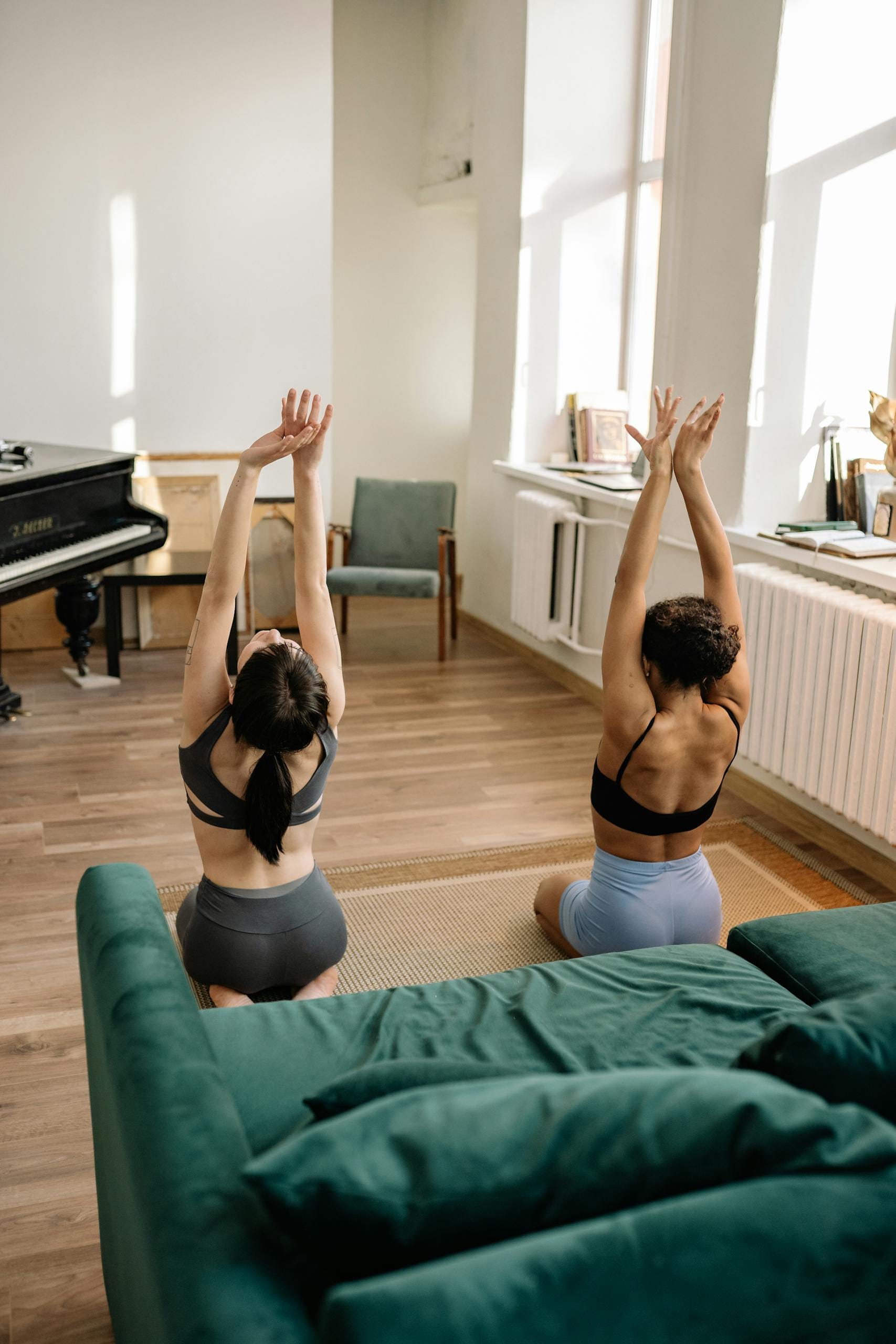 Too Tired for the Gym? Try This Lazy-Day Full Body Workout Hack