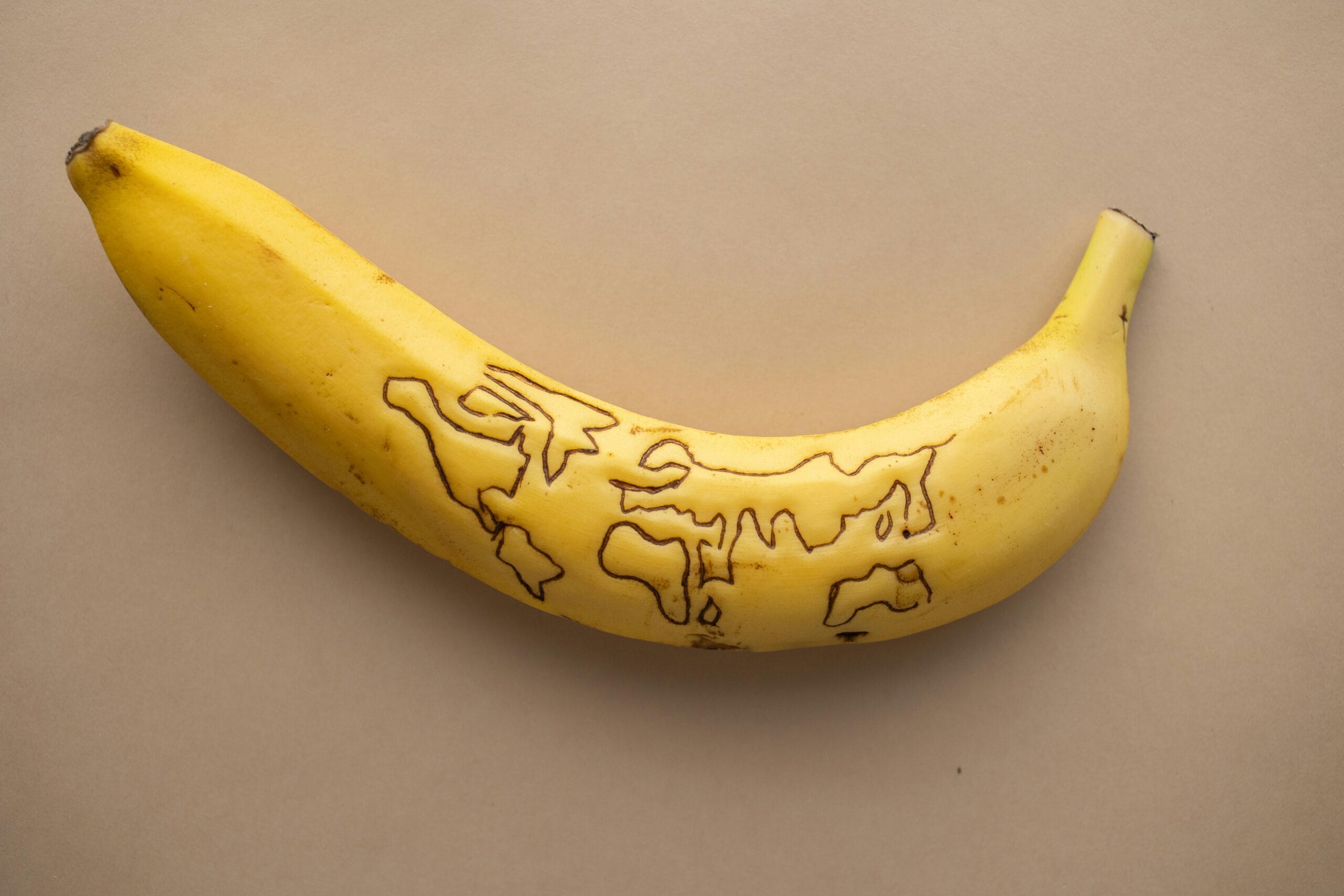 The "Banana Color Code": Why Ripeness Changes Your Metabolism